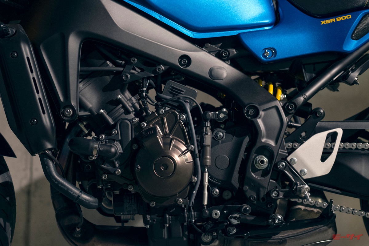 速報！ヤマハ新型XSR900試乗「レトロな外観も魅力だが、ロードスポーツ車として完成されているのが素晴らしい」 | モーサイ