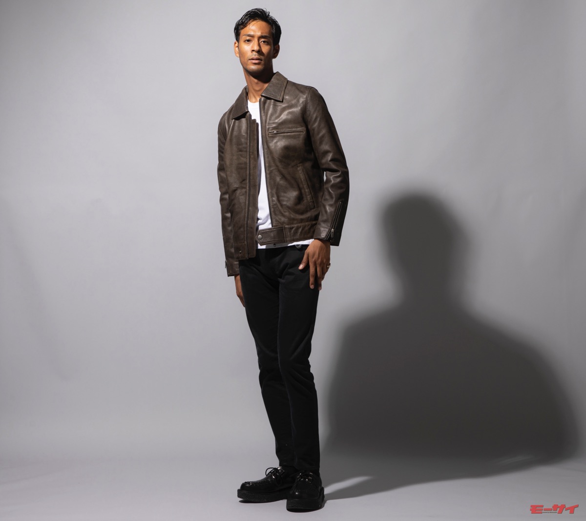 【画像ギャラリー】正装は“革ジャン”だ！ 着こなしが難しくないモデル4選！ 革デビューのライダーに推します！ | モーサイ