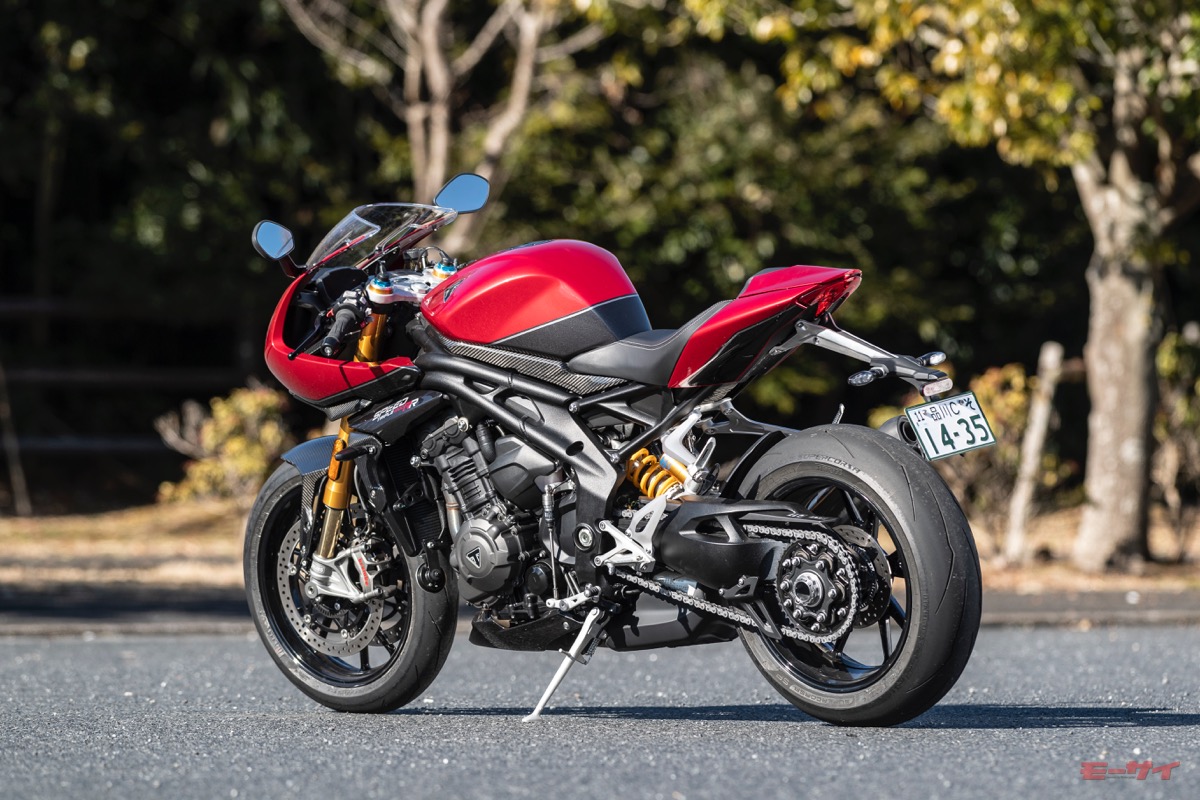 新車入手はこれで最後？ 180馬力のカフェレーサー「トライアンフ スピードトリプル1200RR」購入で5万円分のクーポンキャンペーンを実施 ...