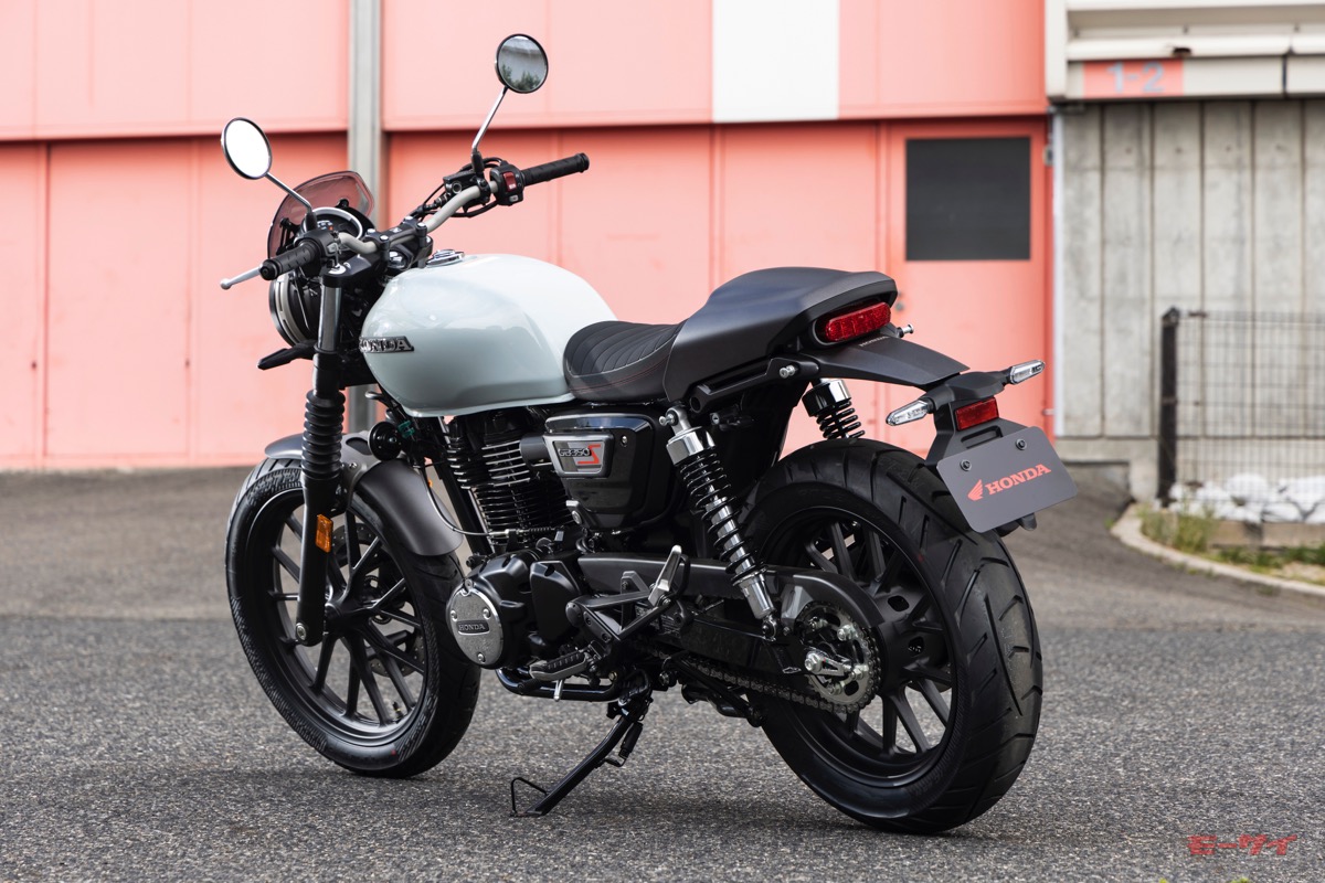 【画像ギャラリー】大人気のホンダ GB350／Sが初のカラーチェンジ、排ガス規制にも適応。GB350は白が登場、Sは3色ラインアップに | モーサイ
