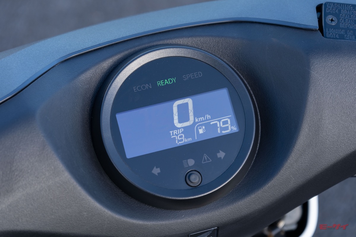 ホンダの「電動原付」EM1 e:公道試乗！ 気になるのは制限速度くらい？ クラスを超えた走りのよさに、新時代を感じた | モーサイ（Motorcyclist Web）