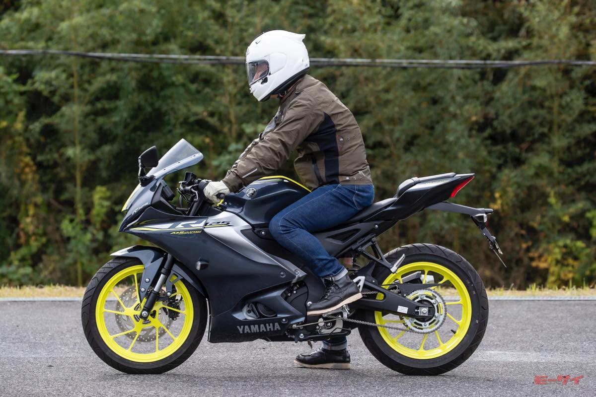 【画像ギャラリー】ヤマハ新型125ccで一番足つきが良いのは？「YZF-R125、MT-125、XSR125」3モデルを実車で比較 | モーサイ