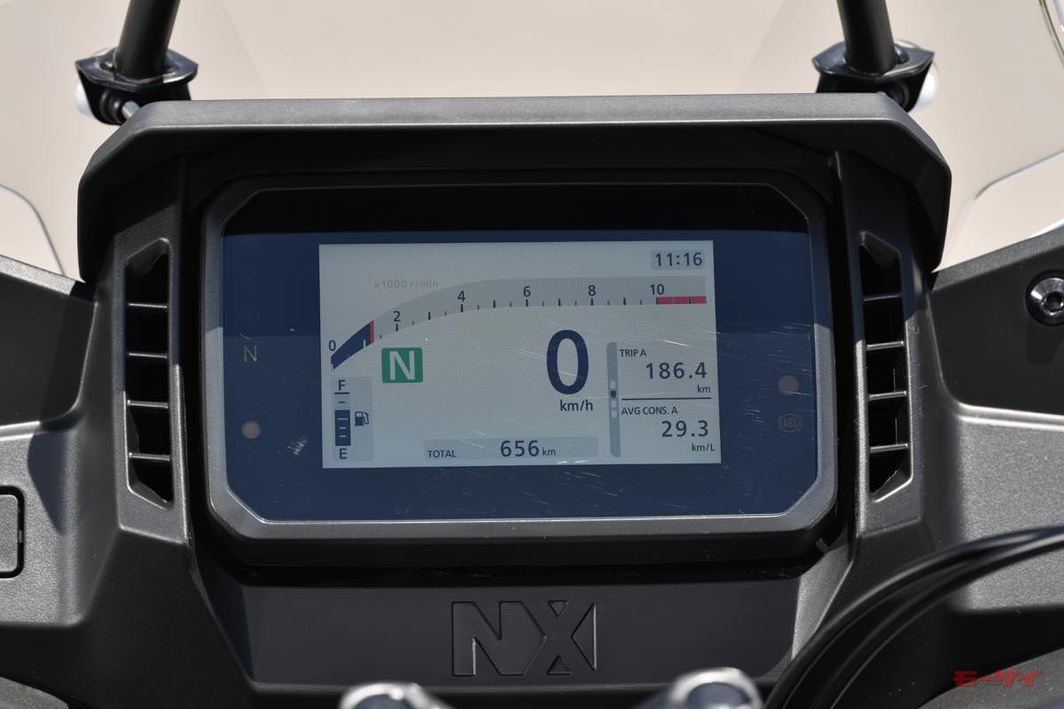 【ホンダ NX400徹底テスト】400ccの疲れ知らずマシン!? 高速快適＆ワインディングを安心して楽しめる | モーサイ ...