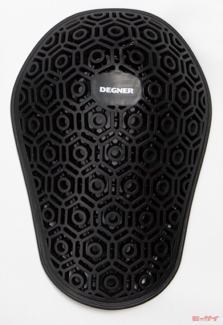 【DEGNER】「CE LEVEL2インナープロテクター」はライディングスタイルに合わせて使えて安全便利！