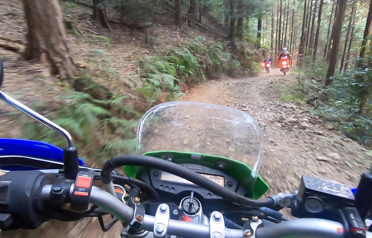 【画像ギャラリー】【プロカメラマン】が大量画像で記録！「KLX実戦投入！四国“松野四万十バイクレース（MSBR）”取材で山中を激走！」 | モーサイ