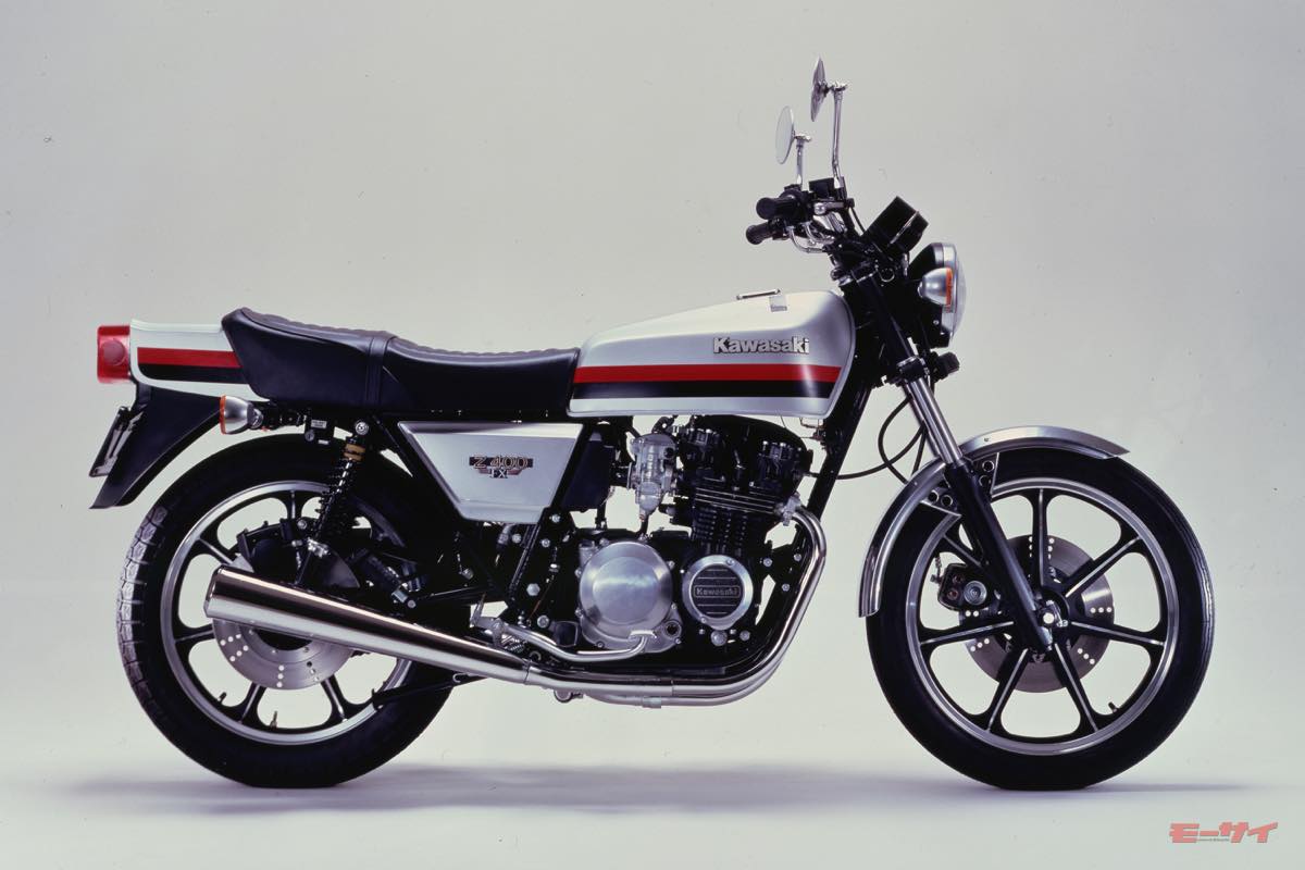 「Z400FXからゼファーまで」カワサキDOHC空冷4発の血統！ FX系400ccエンジンの歴代ロードスポーツを解説 | モーサイ