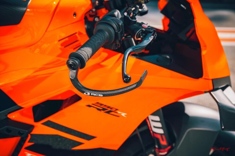 【KTM 990RC R発表】RC8シリーズ以来の大排気量スーパースポーツRC・公道へ再降臨！デビューは2025年春以降 | モーサイ ...