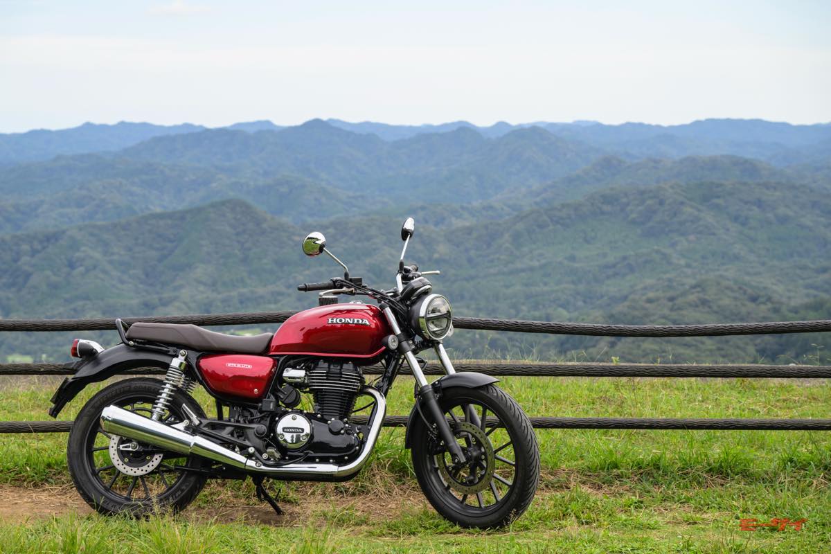 【ホンダGB350新旧比較】初期の2021年型と最新2025年型に違いは有るのか無いのか、どっちなんだーい? | モーサイ ...